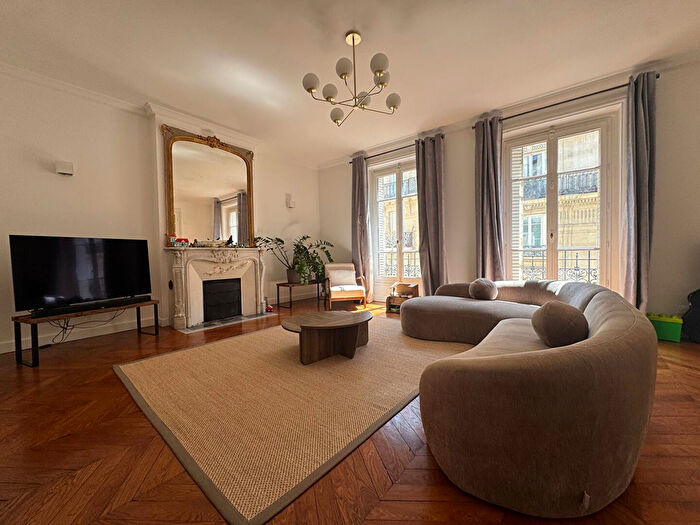 Appartement 5 pièces à Paris 16ème, Dauphine, à louer