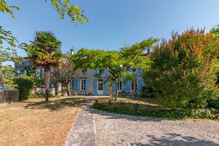 Maison à vendre - Bresdon - 8 pièces - 4 chambres