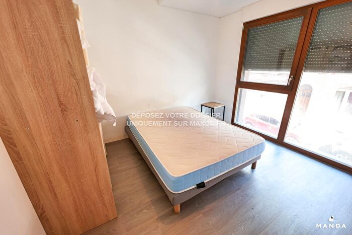 Appartement 5 pièces à Lille, Lille-Sud, à louer