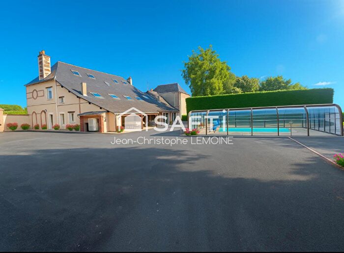 Maison à vendre - La Guerche-de-Bretagne - 10 pièces - 5 chambres