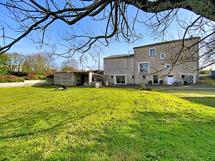 Maison à vendre - Niort, Souché - 5 pièces - 4 chambres