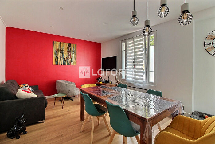 Asnières-sur-Seine, Bécon, Bourguignons : Appartement 3 pièces à vendre