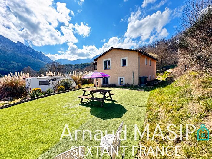 Maison à vendre - Axat - 6 pièces - 3 chambres