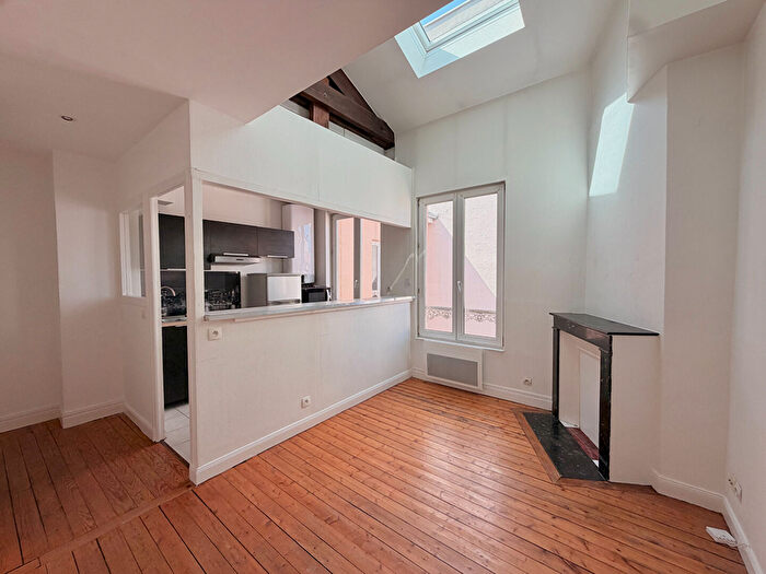 Appartement 1 pièce à louer à Reims, Barbâtre