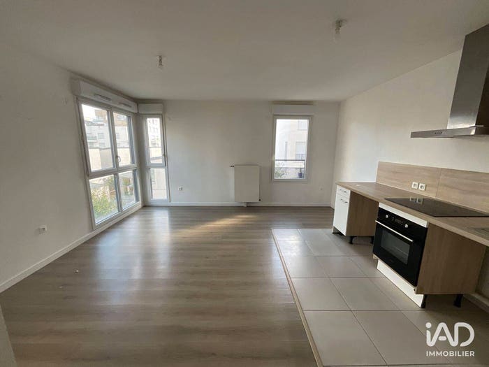 La Coudraie, Poissy : Appartement 3 pièces à louer