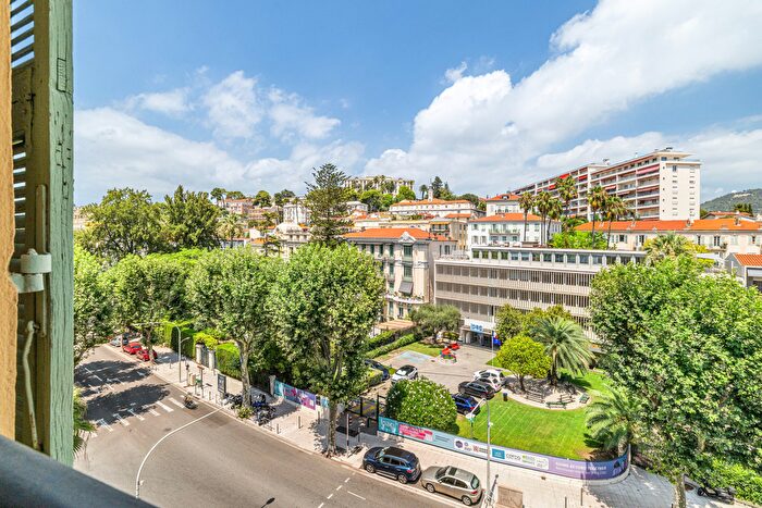 Nice, Carabacel : Appartement 3 pièces à vendre
