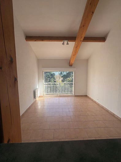 Puyricard, Couteron, Aix-en-Provence : Appartement 2 pièces à louer