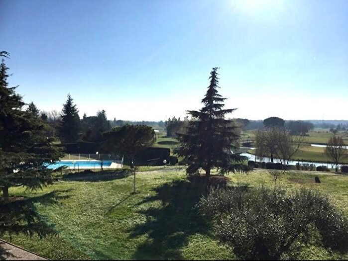 Appartement à louer - Seilh - 3 pièces - 2 chambres