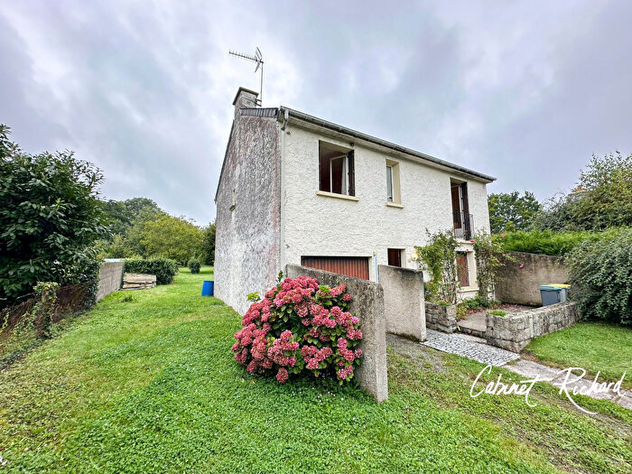 Miniac-Morvan : Maison 5 pièces à vendre