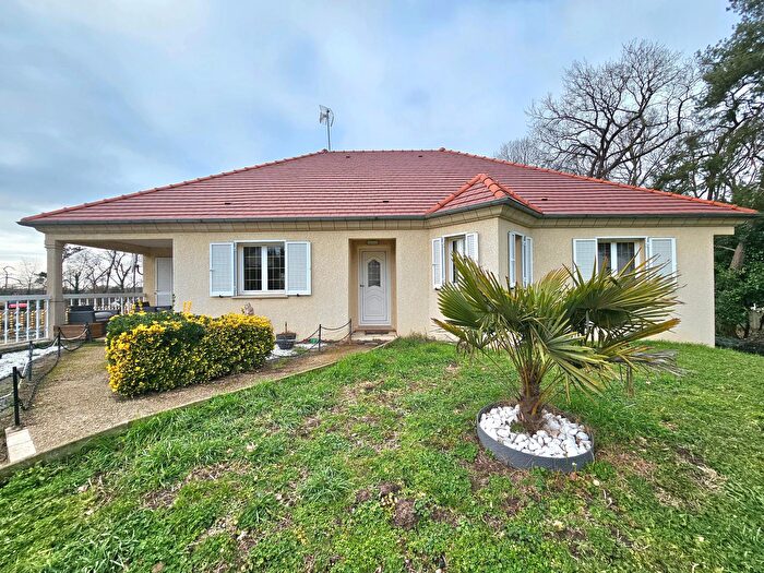 Maison à vendre - Montargis, Centre-ville - 6 pièces - 4 chambres