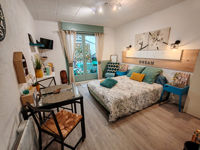 Appartement à vendre - Dax, Centre-ville, Saint-Vincent - 1 pièce