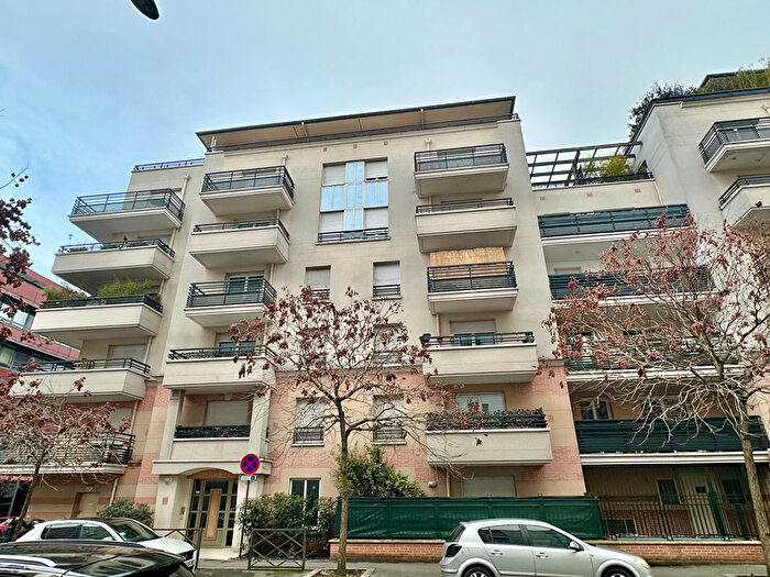 Appartement à vendre - Rosny-sous-Bois, Centre Commercial - 4 pièces - 3 chambres