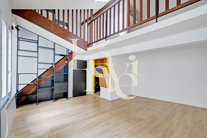 Appartement à vendre - Paris e  - 3 pièces - 1 chambre