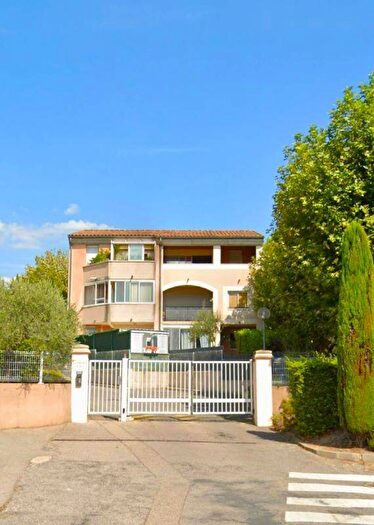 Appartement à louer - Temps Perdu-La Trinque, Manosque - 3 pièces - 2 chambres