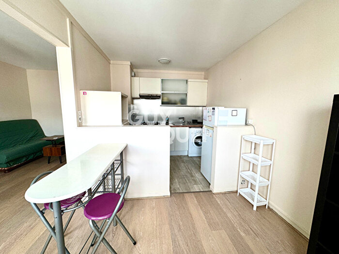 Appartement à louer - Clermont-Ferrand, Jaude, Fontgiève Saint-Alyre - 2 pièces - 1 chambre