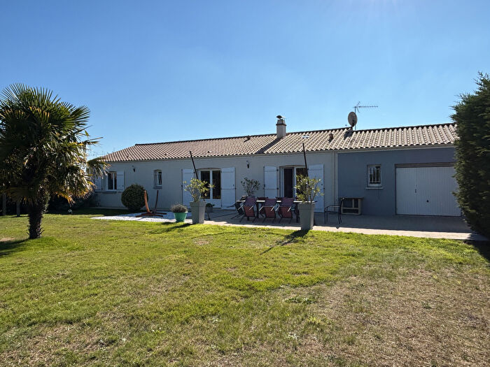 Maison à vendre - La Chapelle-Achard - 5 pièces - 3 chambres