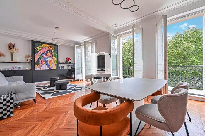 Paris 17ème, Courcelles, Wagram : Appartement 5 pièces à vendre