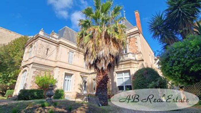 Maison à vendre - Narbonne, Cité - 7 chambres