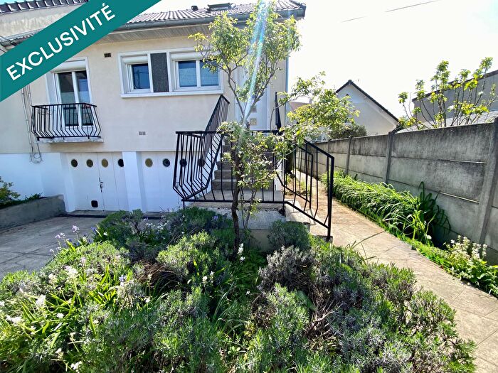 Maison 5 pièces à vendre à Pontault-Combault, Mairie, Rouxel