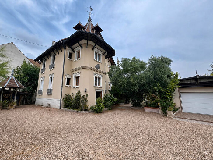 Maison 7 pièces à Houilles, Le Réveil-Matin, à vendre