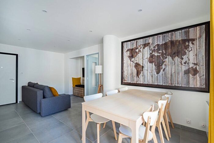 Appartement à louer - Saint Pierre, Marseille ème arrondissement - 1 pièce