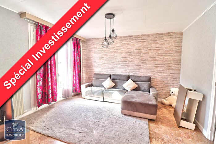 Appartement 2 pièces à vendre - Le Chambon-Feugerolles, Centre-ville, Gare
