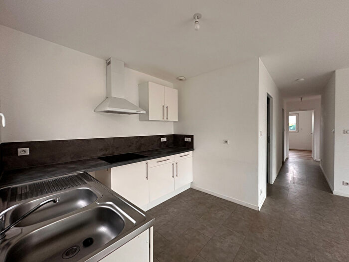 Maison à louer - Cholet, Val de Moine - 5 pièces - 3 chambres