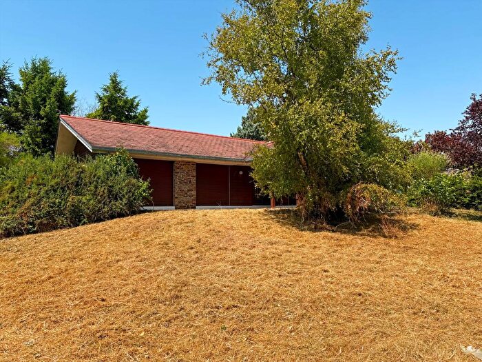 Maison à vendre - Déols - 4 pièces - 3 chambres