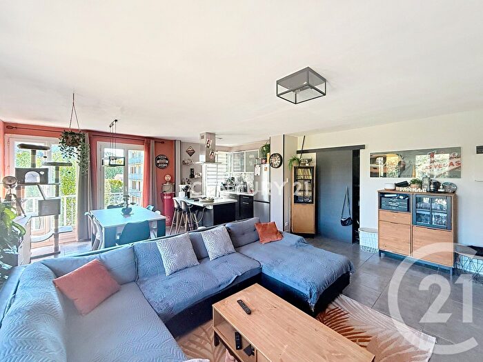 Appartement à vendre - Aubagne, Longuillar, Perussone, Charrel - 4 pièces - 2 chambres