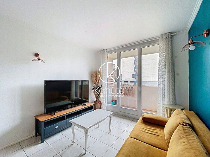 Appartement à louer - Fourvière-Saint Just, Lyon ème arrondissement - 3 pièces - 2 chambres