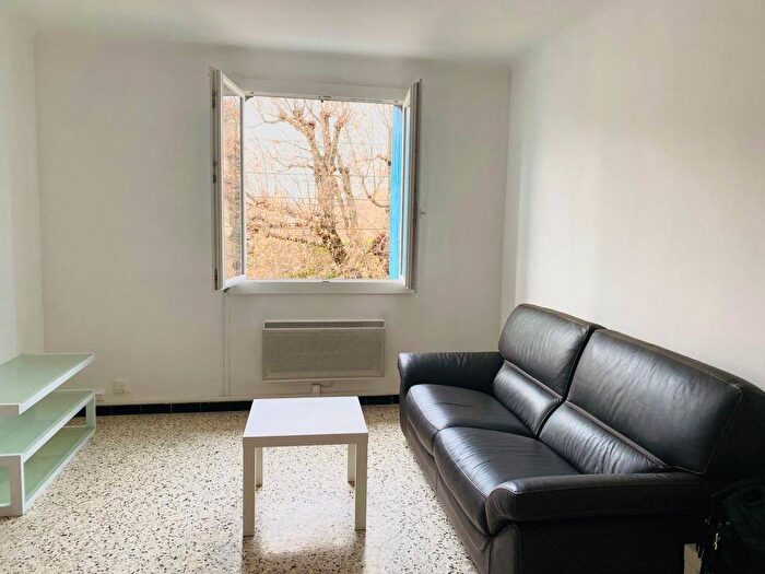 Appartement à louer - Centre Ancien, Pertuis - 3 pièces - 2 chambres