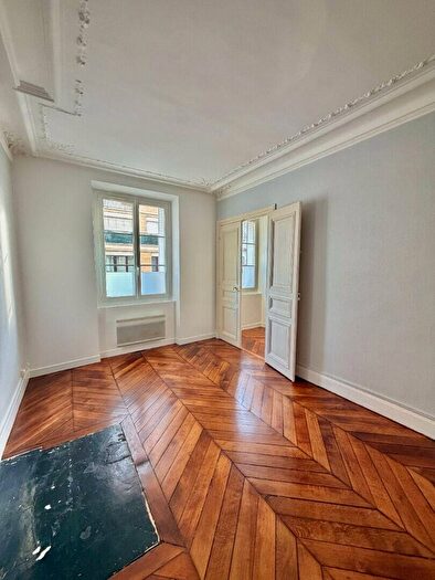 Appartement à louer - Auteuil Nord, Paris ème arrondissement - 3 pièces - 2 chambres