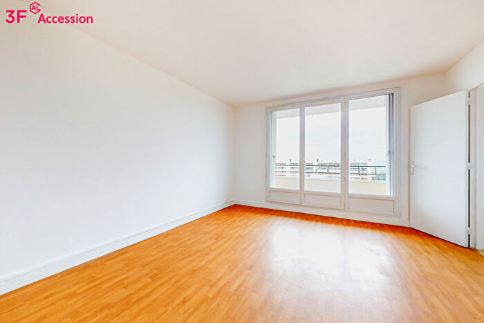 Appartement à vendre - Pontoise, Les Louvrais - 4 pièces - 3 chambres