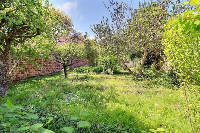 Maison 3 pièces à Chaville, Rive Droite, Les Vignes, à vendre