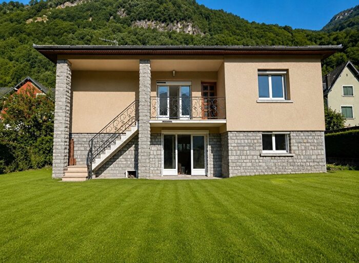Maison 9 pièces à vendre à Bagnères-de-Luchon