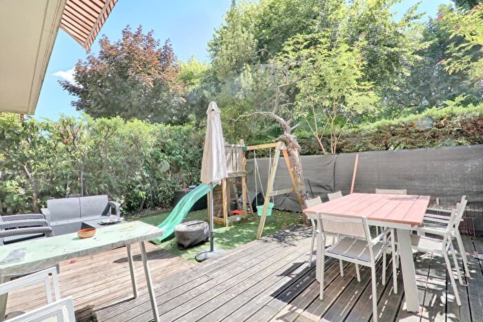 Saint-Maur-des-Fossés, Les Mûriers : Appartement 4 pièces à vendre