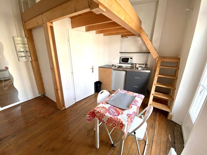 Appartement 1 pièce à louer à Nansouty, Saint Genès, Bordeaux