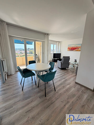 Appartement 3 pièces à Toulon, Le Port, à vendre
