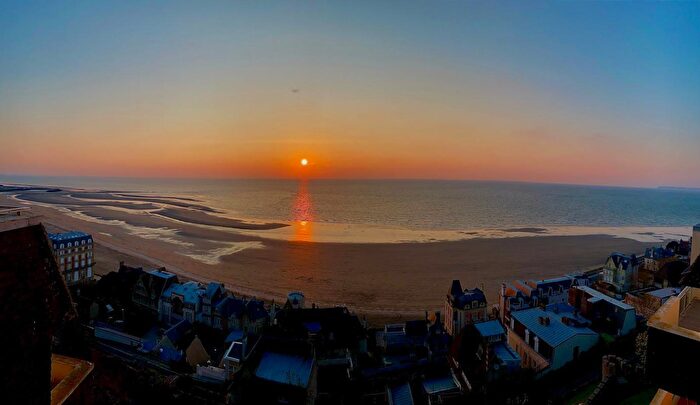 Appartement 3 pièces à vendre à Trouville-sur-Mer, Plages, Promenade des Planches, Bon Secours