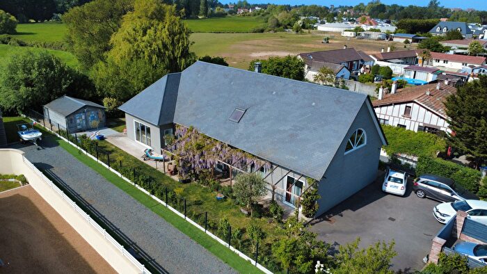 Maison 7 pièces à Cabourg, Hippodrome, Golf, à vendre