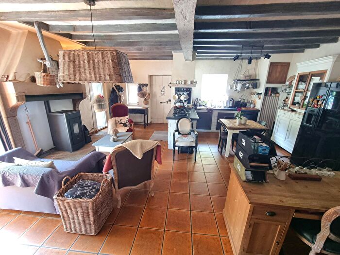 Maison à vendre - Valfleury - 7 pièces - 3 chambres