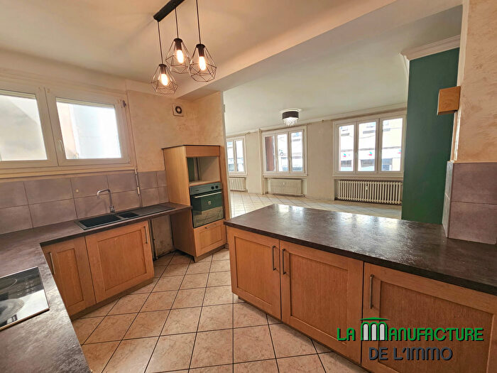 Appartement à vendre - Saint-Étienne, Crêt de Roc - 4 pièces - 2 chambres