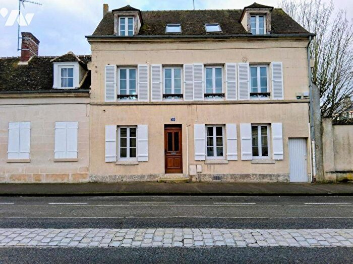 Maison à louer - Compiègne - 7 pièces - 4 chambres