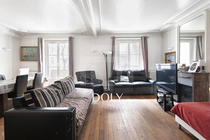 Appartement à vendre - Paris e , Belleville, Saint-Maur - 3 pièces - 2 chambres