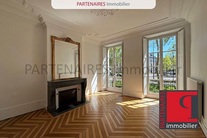 Notre Dame, Versailles - Appartement 3 pièces à louer