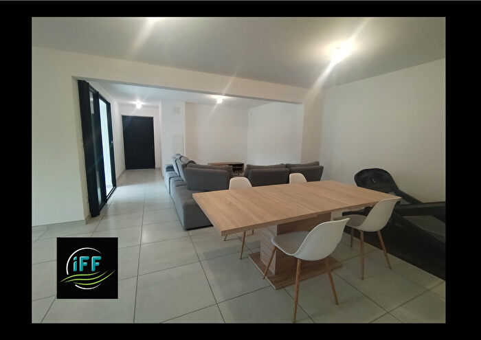 Appartement à louer - Saint-Louis, La Rivière, Ouaki - 4 pièces - 3 chambres