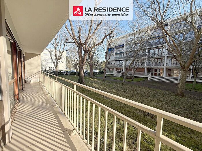 Vélizy-Villacoublay, Le Mail - Appartement 3 pièces à vendre