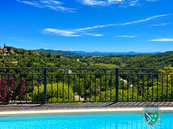 Maison 6 pièces à vendre - La Londe-les-Maures, Valcros, Alicastre, Haut Pansard, Bas Pansard, Le Pin