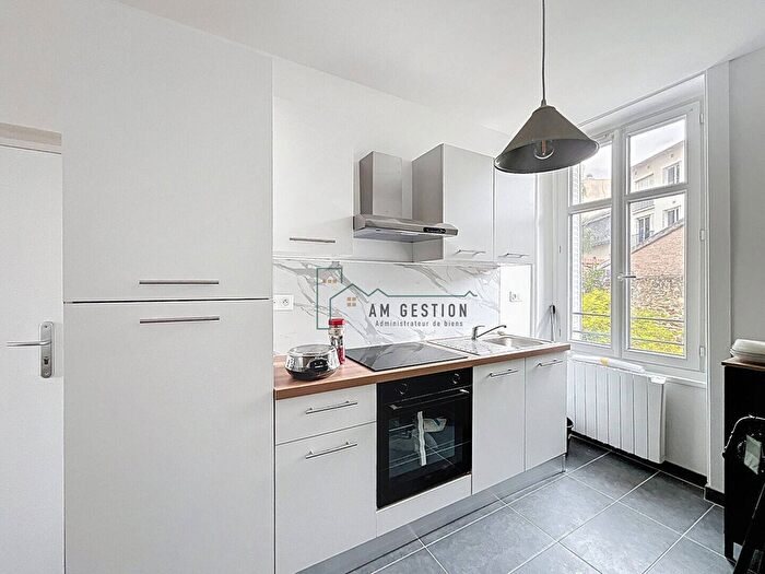 Appartement à louer - Centre-Halles Carnot, Limoges - 2 pièces - 1 chambre