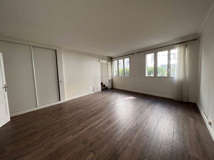 Appartement à louer - Muette Sud, Paris ème arrondissement - 2 pièces - 1 chambre